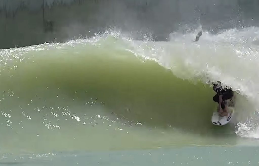 12 year old Jackson Dorian surfs better than you - Carvemag.com
