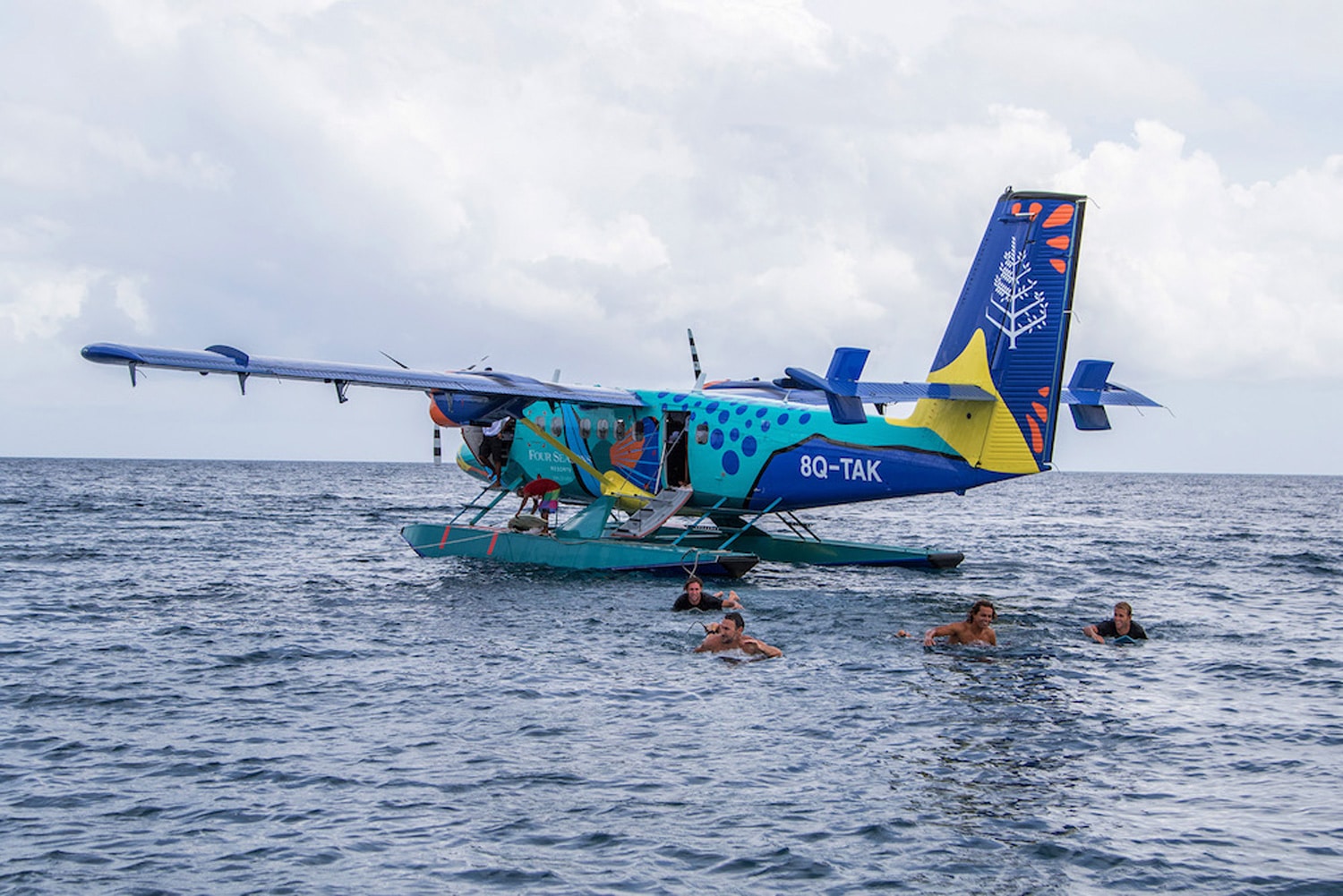Seaplane Surfing - Carvemag.com