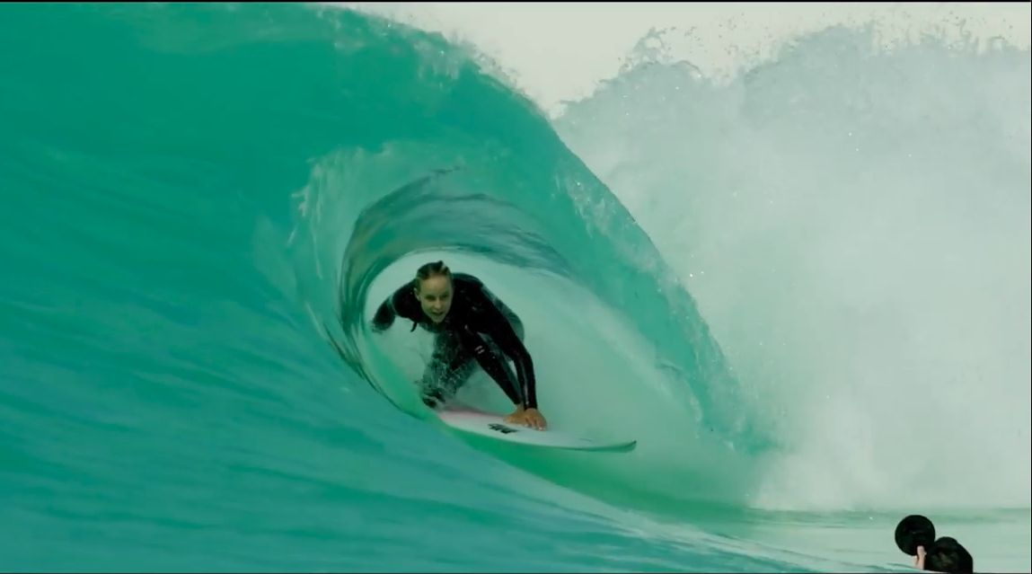 "Beast +" New waves tested the Cove in Aus - Carvemag.com