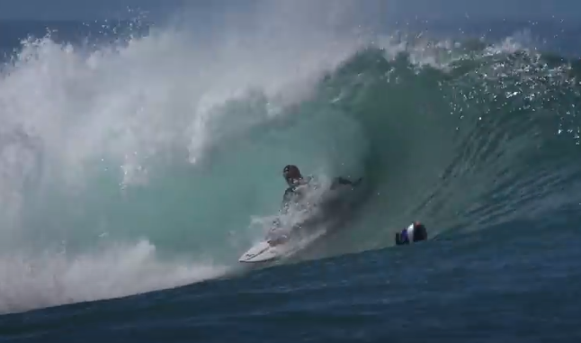 Mason, Mike and Derek Ho surf Ala Moana - Carvemag.com