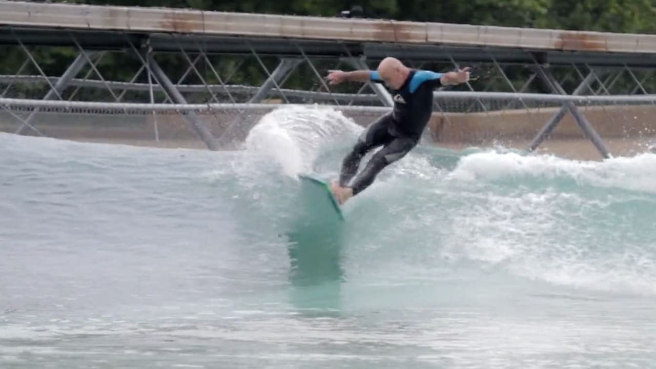 Surfing in the Dark - Carvemag.com