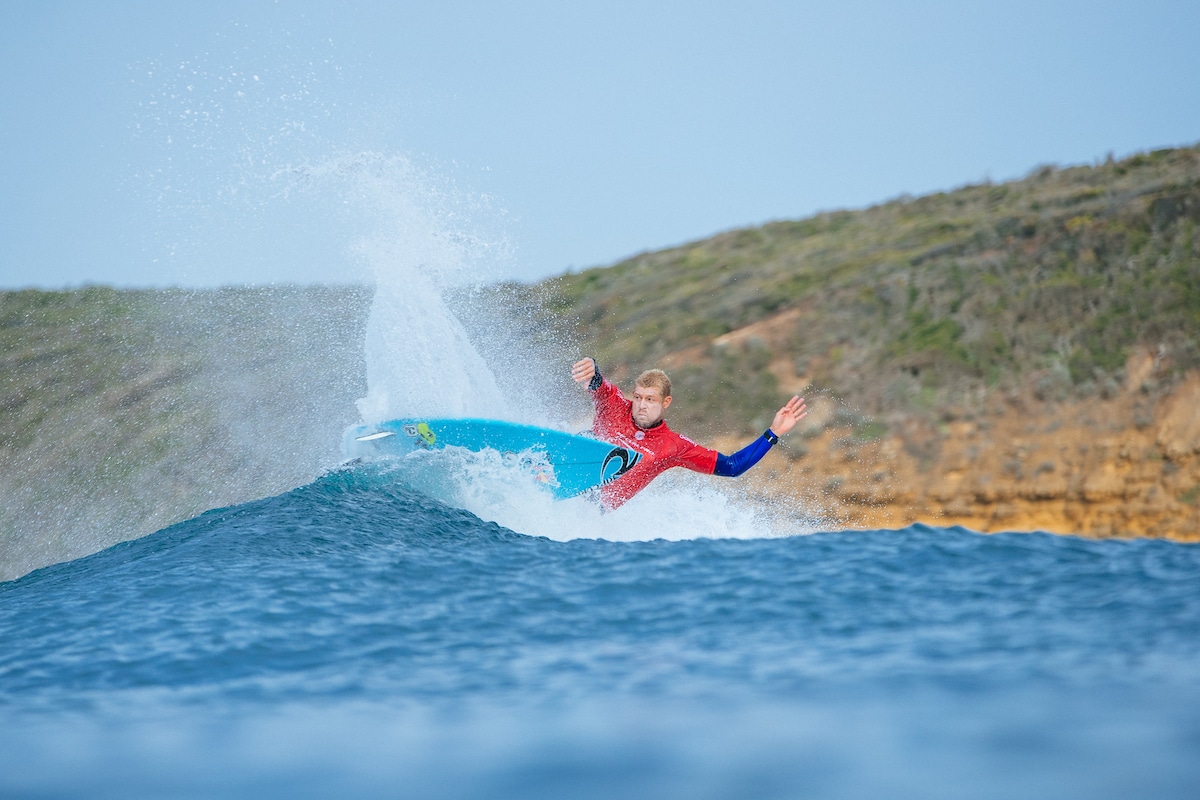 Home | Carve Surfing Magazine | Surfing News, Video, Guides