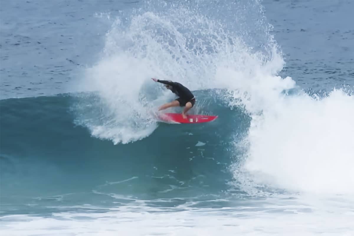 The Kelly and John John Show - Carvemag.com