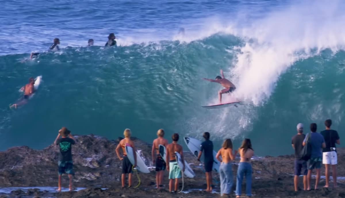 Perfect Snapper Rocks, Fanning, Slater & Crew - Carvemag.com