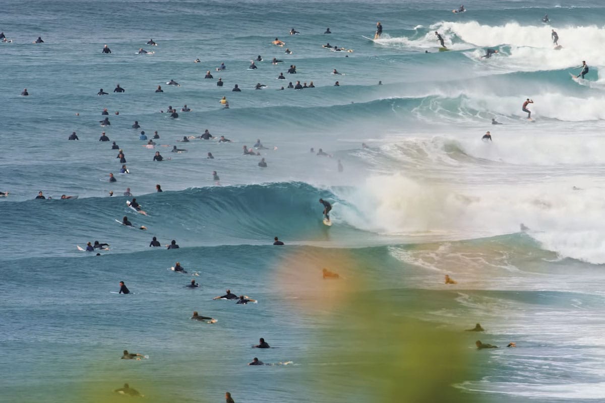 The Worlds Most Crowded Wave? Discuss. - Carvemag.com