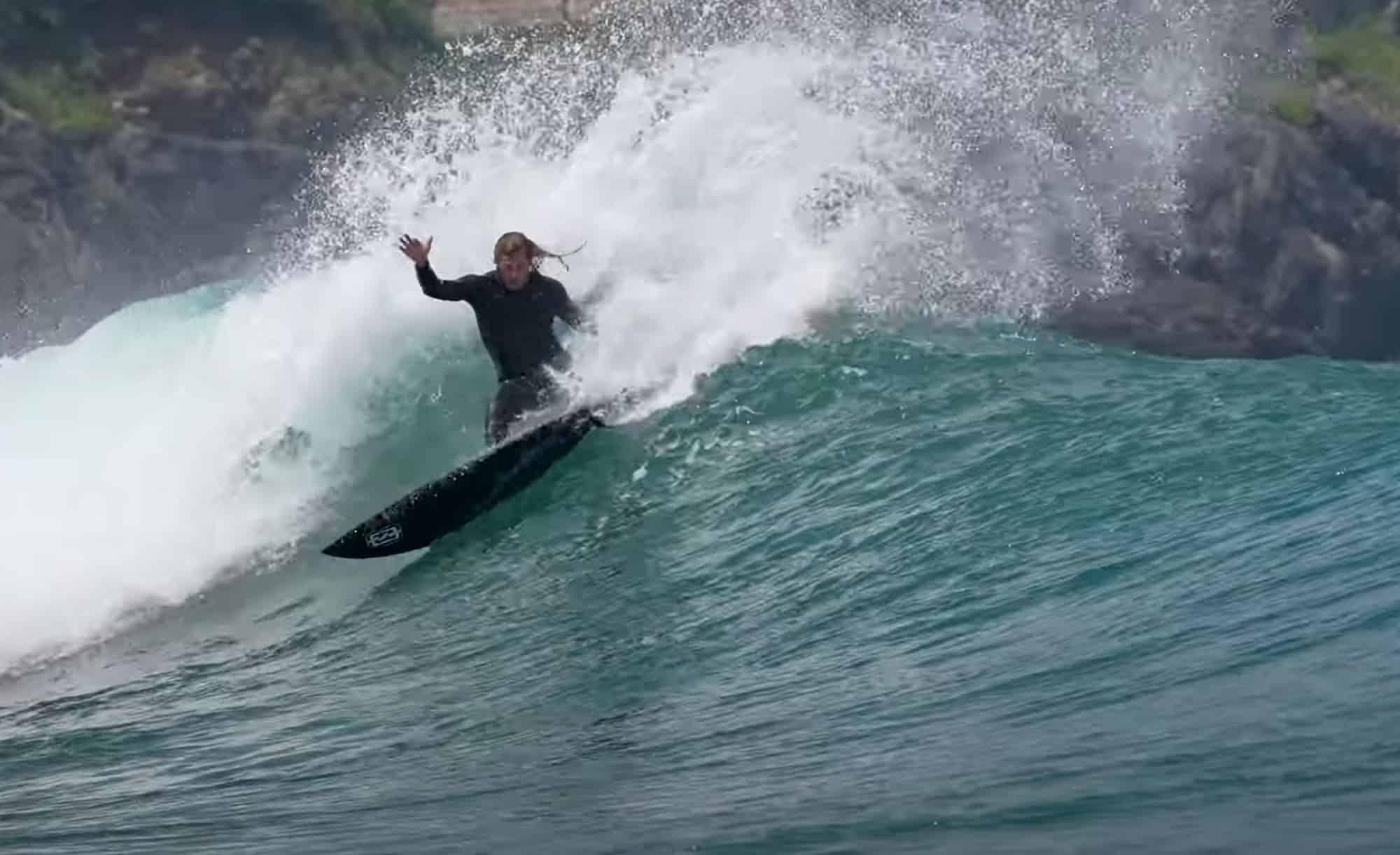 Occy at Mundaka - Carvemag.com