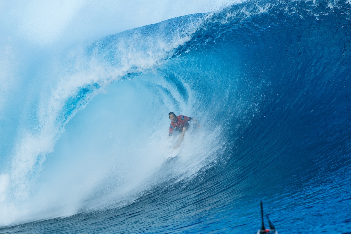 Teahupo’o Delivers for Opening Day - Carvemag.com
