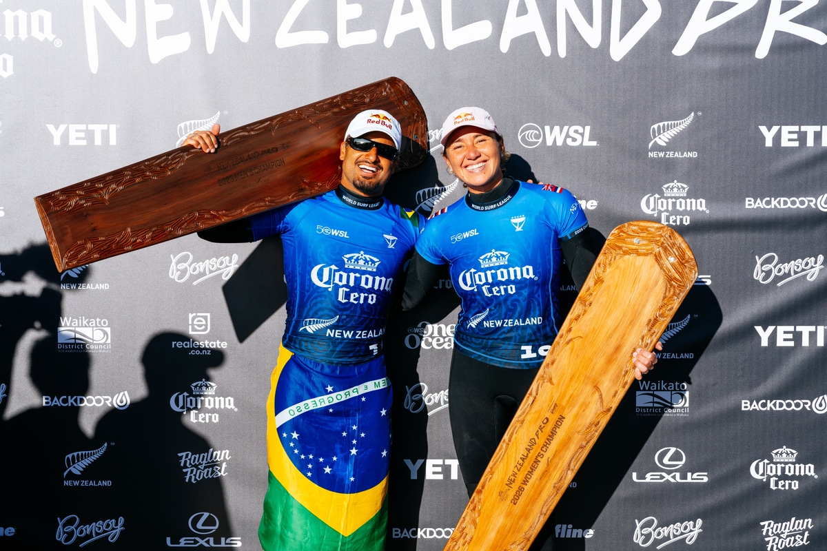 Carissa Moore and Italo Ferreira Crowned - Carvemag.com