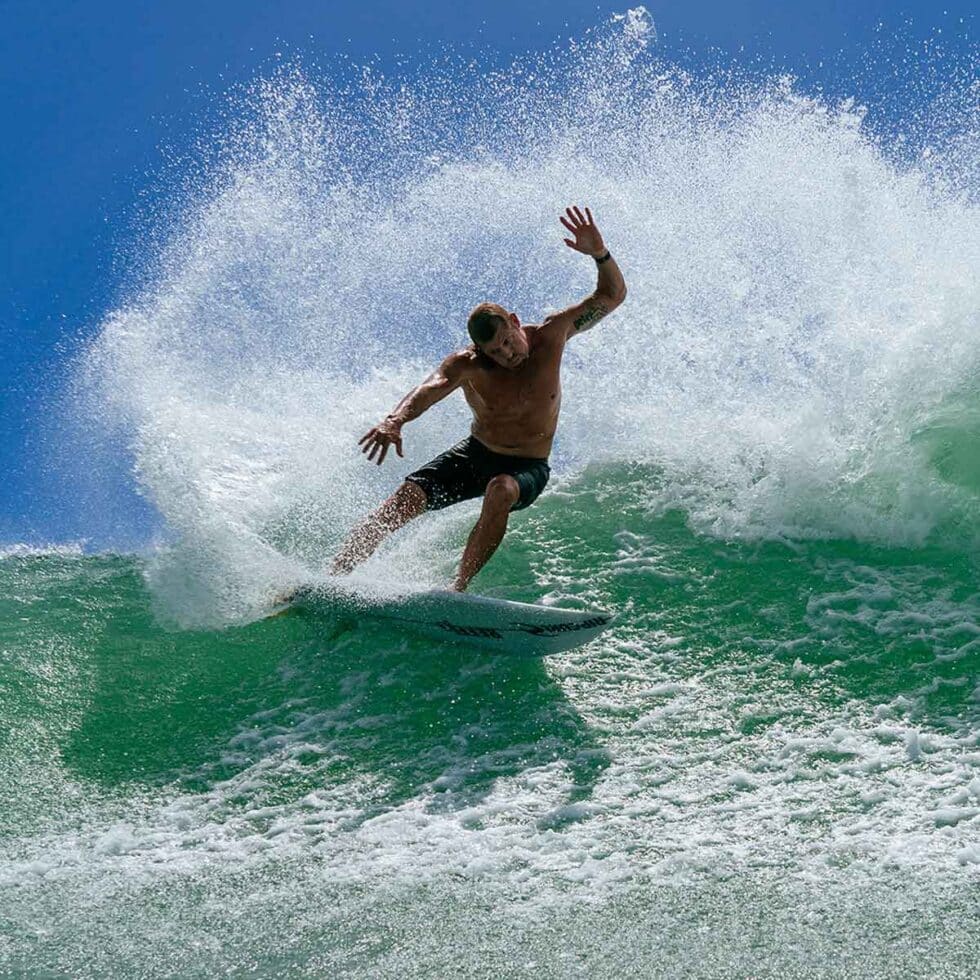 Fins Make the Ride - Carvemag.com